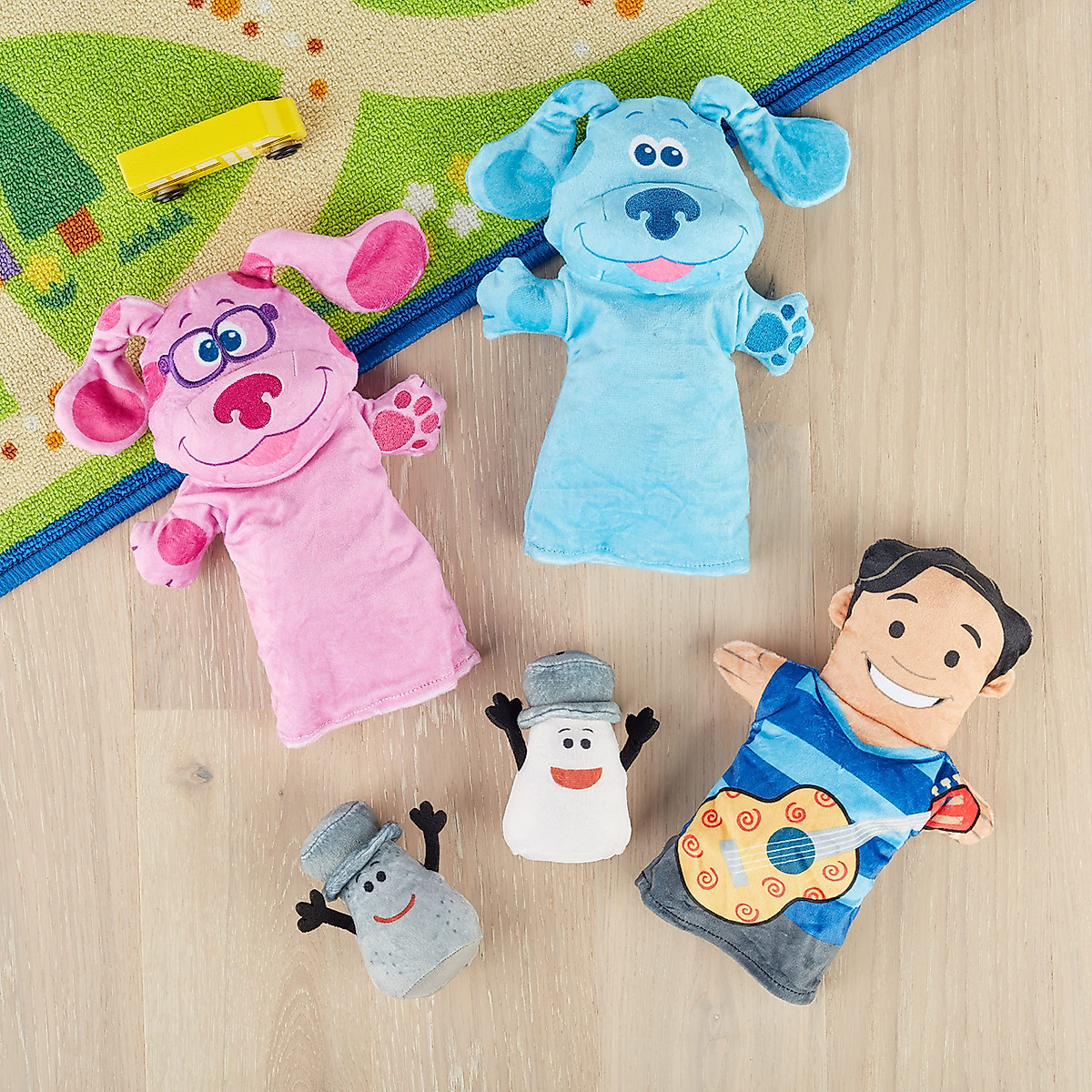 Melissa & Doug Blue's Clues & You! Hand & Finger Puppets (5 Pieces)