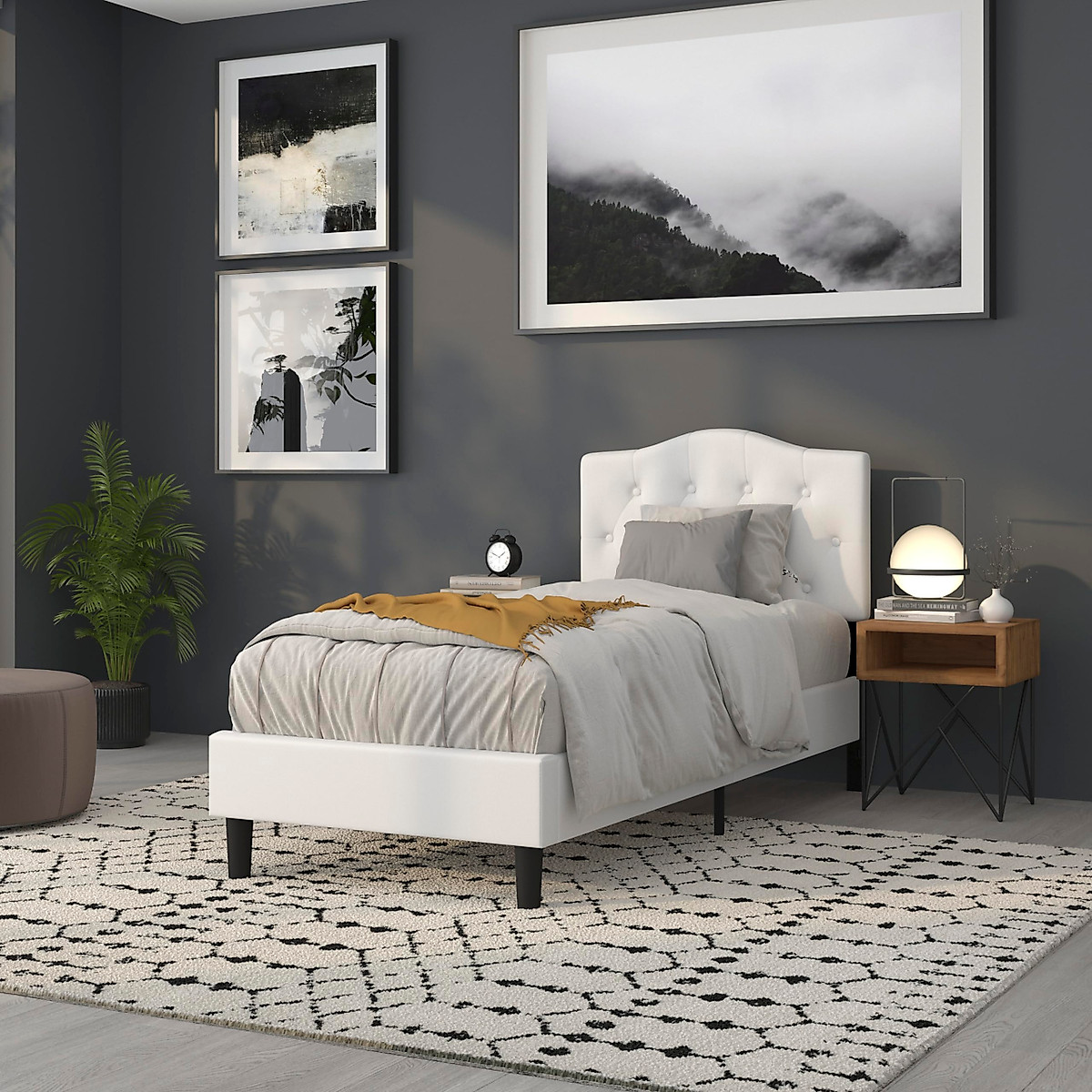 BizChair Tufted Upholstered Twin Size Headboard in White Fabric