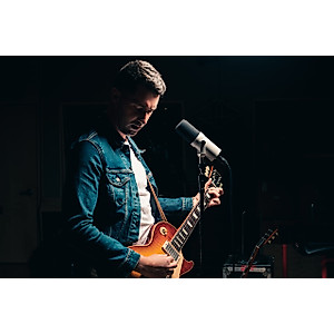 Universal Audio SD-1 Standard Dynamic Microphone, White