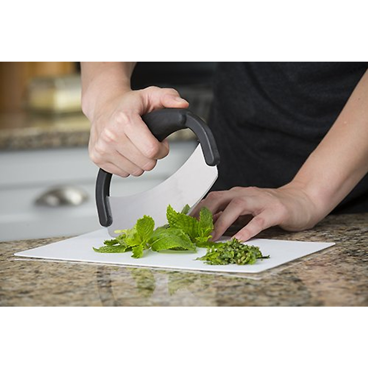 Tablecraft H6611 Mezzaluna Single Blade with Plastic Handle, Small, Black