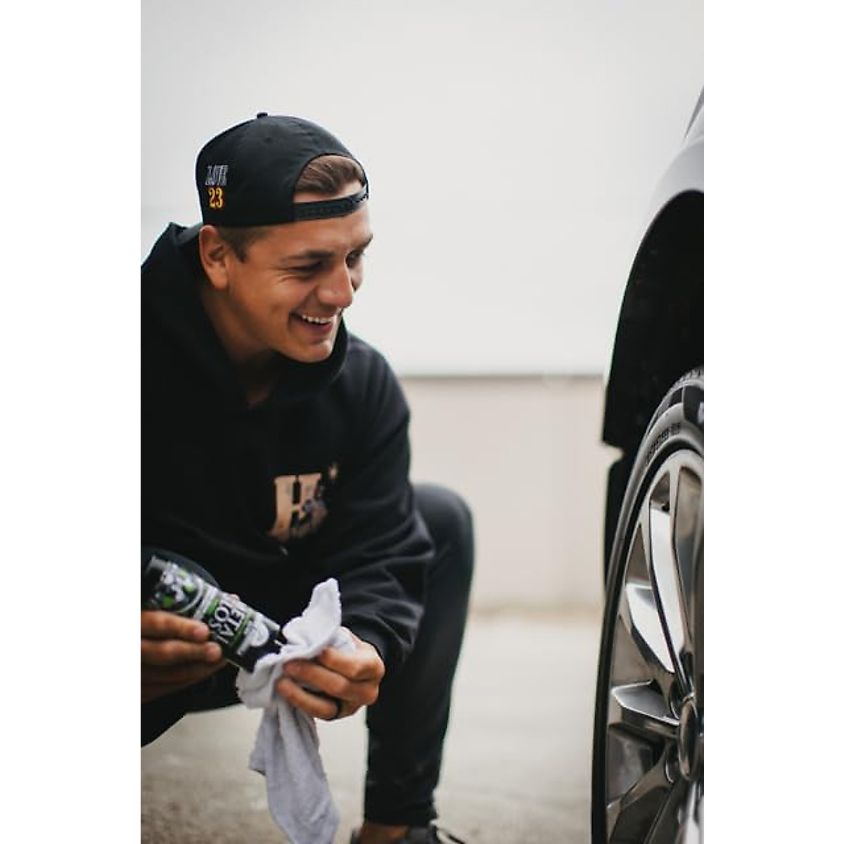 Original Master Formula Metal Gloss and Sealer Gloss Detail Polish and Sealer - 2 Pack 12oz Bottles Kit for Extraordinary Shine and Sealing for Aluminum, Chrome, Brass, Stainless Steel and More