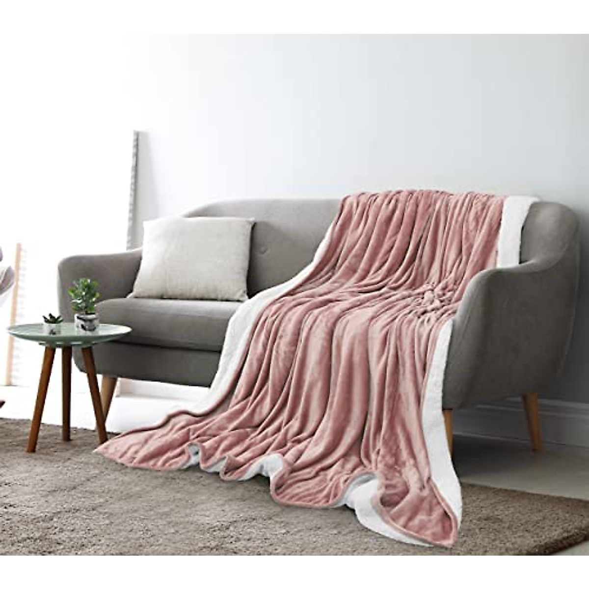 Utopia Bedding Sherpa Blanket Twin Size [Rose Pink, 90x66 Inches] - 480GSM Thick Warm Plush Fleece Reversible Blanket for Bed, Sofa, Couch, Camping and Travel