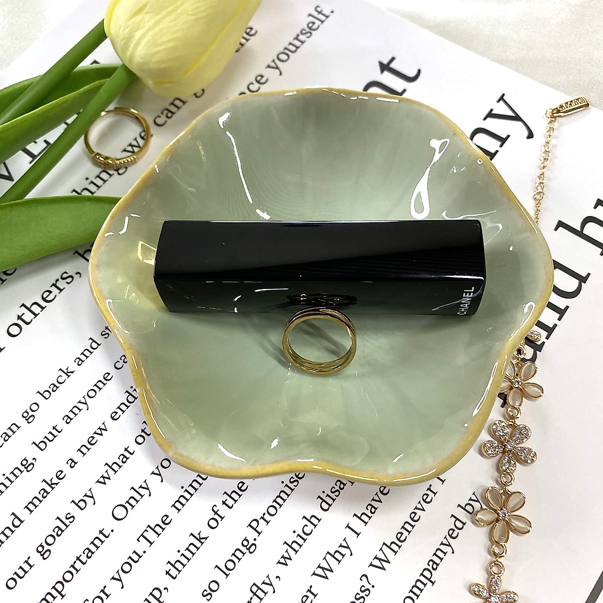 TIGERMILLION Ring Holder Dish, Ceramic Jewelry Trays, Leaf Shape Ring Dish for Bracelet Holder and Earring Organizer, Gift for Friends Sister Daughter Mother (Cyan①)