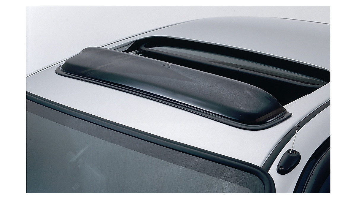 Auto Ventshade AVS Windflector for Sunroofs Up to 34.25 Inches | Smoke