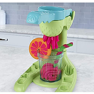 Play-Doh Kitchen Creations Juice Squeezin' Toy Juicer for Kids 3 Years and Up with 4 Non-Toxic Colors