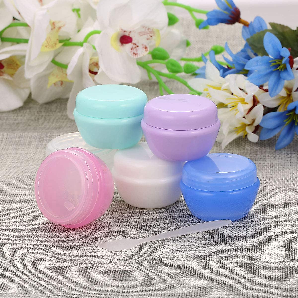 VEAIDE Travel Accessories Toiletry Containers, 1 oz Plastic Little Jars for Creams, Compact Travel Size Containers with Leak proof Lids for Face Hand Body Cream (6 Pieces)