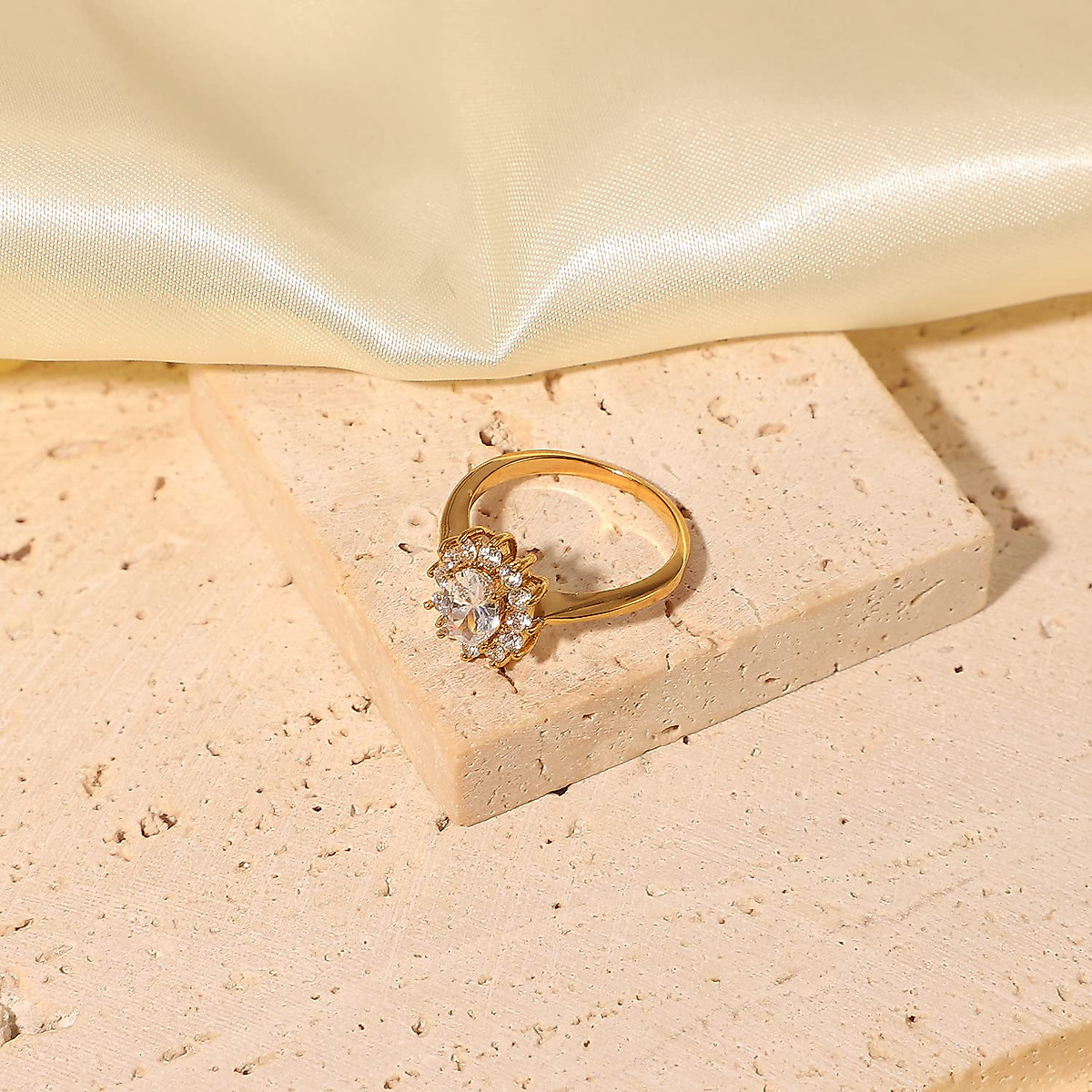 DOUX CZ Wedding Band for Women Oval Bridal Rings 18K Gold Plated Stainless Steel Cubic Zirconia Promise Engagement For Women 6