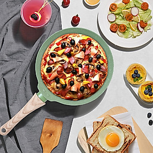 FTNESGYM Egg Pan Frying Pan Set, 7" 8.5" and 10" 3 Pieces Nonstick Crepe Pan Set, Omelet Pans, Flat Pan for Tortillas, Omelette, Pancake, Gas Stove Induction Compatible (Green)