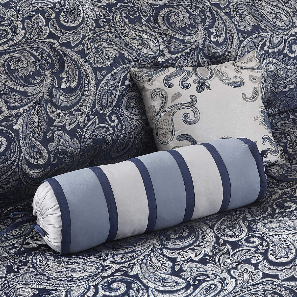 Madison Park Aubrey Cozy Comforter Set, Faux Silk Jacquard Paisley Design - All Season Down Alternative Bedding Layer with Bedskirt, Decorative Pillow, Queen, Navy 12 Piece