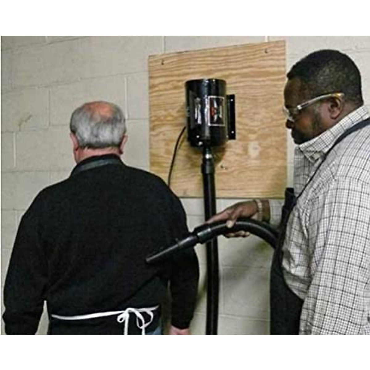 MetroVac Lightweight, Portable 110-142164 Model SK-1-IND Air Force Blaster Sidekick Industrial, 1.3 HP Motor, 8 Amps, 960 Watts, 18000 ft./min. Airflow, Sturdy All Steel Construction, 12" Heavy Duty 3 Conductor Cord