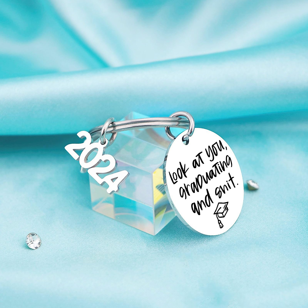 Graduation Gifts for Her Him Student Boys Girls Senior Masters Degree Cool Graduation Gifts Keychain for Class Of 2024 Gifts University College Middle High School Graduate Souvenir for Son Daughter