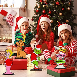 Christmas Table Decorations Signs Christmas Wooden Centerpiece Signs Xmas Theme Wooden Table Toppers for Christmas Holidays Party Supplies 4 Pack