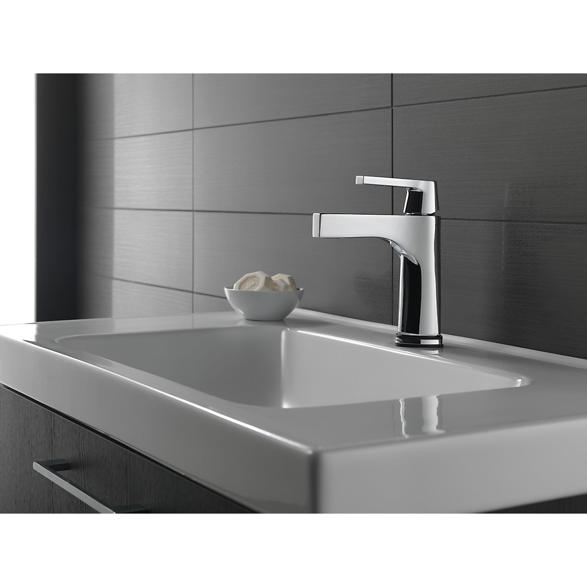 Delta Faucet 574T-DST, Chrome Zura Single Handle Centerset Lavatory Faucet with Touch2O.xt Technology