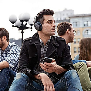 Bose QuietComfort 25 Noise Cancelling Headphones (715053-0010) - Renewed