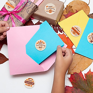 500 Pieces Happy Thanksgiving Day Stickers Fall Stickers 2 x 2 Inch Round Autumn Maple Leaves Thanksgiving Envelope Stickers Packaging Stickers for Thanksgiving Party Favors Greeting Cards Decors