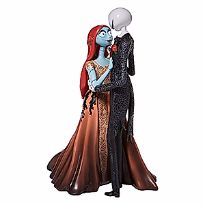 Enesco Disney Showcase Couture de Force The Nightmare Before Christmas Jack and Sally Embracing Figurine, 9.5 Inch, Multicolor