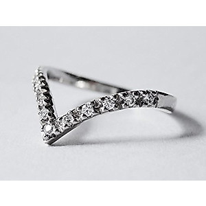 SOVATS Chevron Thumb Ring for Women Set with White Cubic Zirconia 925 Sterling Silver Rhodium Plated - Simple, Stylish &Trendy Nickel Free Ring, Size 8