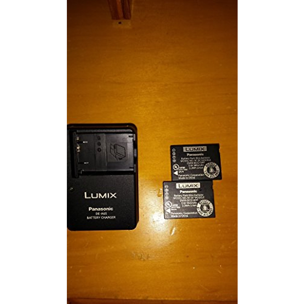 Panasonic Lumix ZS19 14.1 MP High Sensitivity MOS Digital Camera with 20x Optical Zoom (Black)