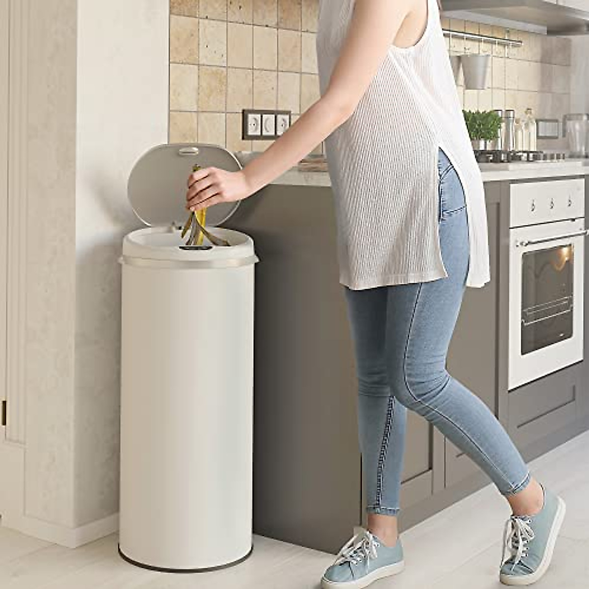 iTouchless 13 Gallon Touchless Sensor Trash Can with Odor Filter System, Round Steel Garbage Bin, Perfect for Home, Kitchen, Office, Alpine White 13 Gal