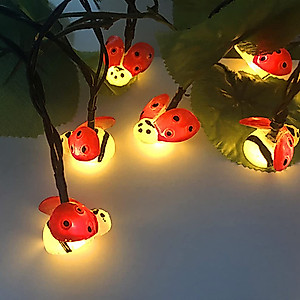 Uonlytech Solar Ladybugs String Lights Outdoor, 20LEDs Waterproof Animal String Light Copper Wire Red Ladybug Fairy Lights for Home Patio Garden Decoration