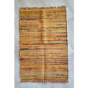 Sturbridge Country Rag Rug in Mustard 24" x 36"