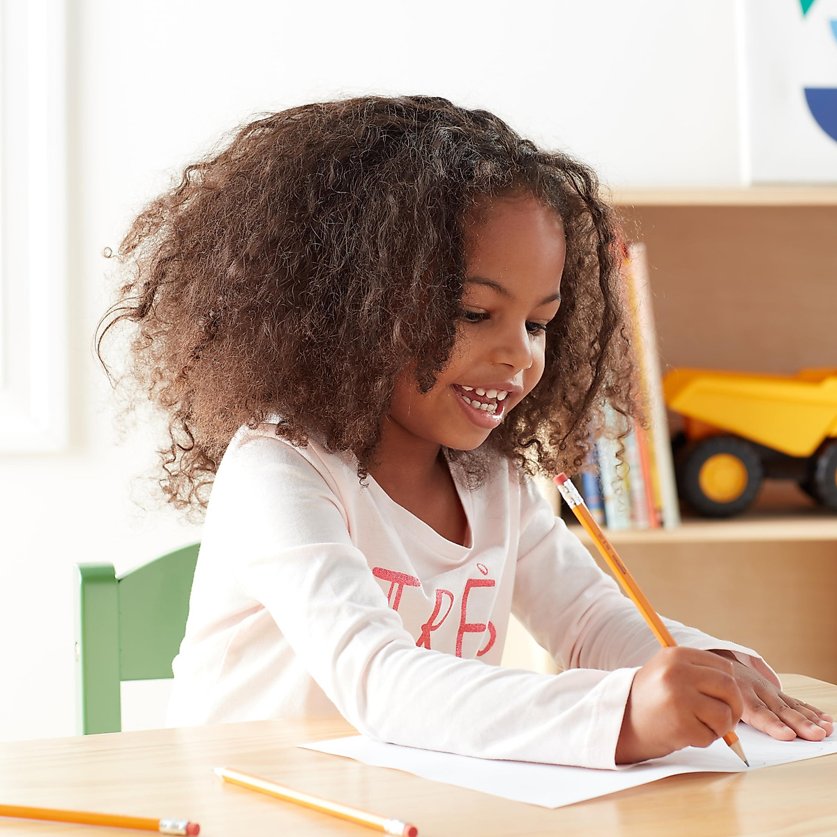 Amazon Basics Woodcased #2 Pencils, Pre-sharpened, HB Lead - Box of 150, Bulk Box