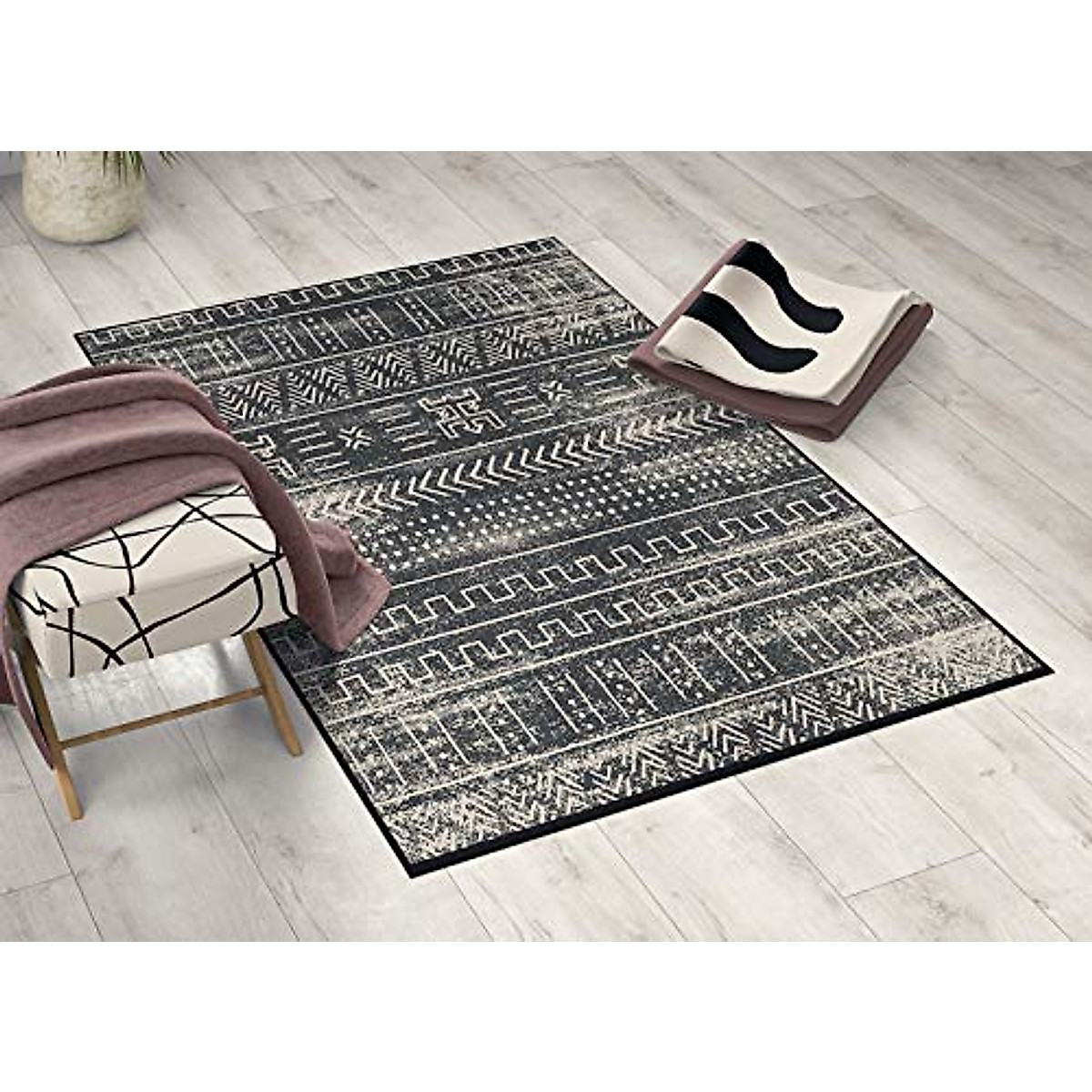 Deerlux Boho Living Room Area Rug with Nonslip Backing, Black Tribal Pattern, 4 x 6 Ft Small