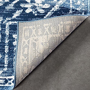 Well Woven Della Light Blue Vintage Medallion Pattern Area Rug (7'10" x 9'10")