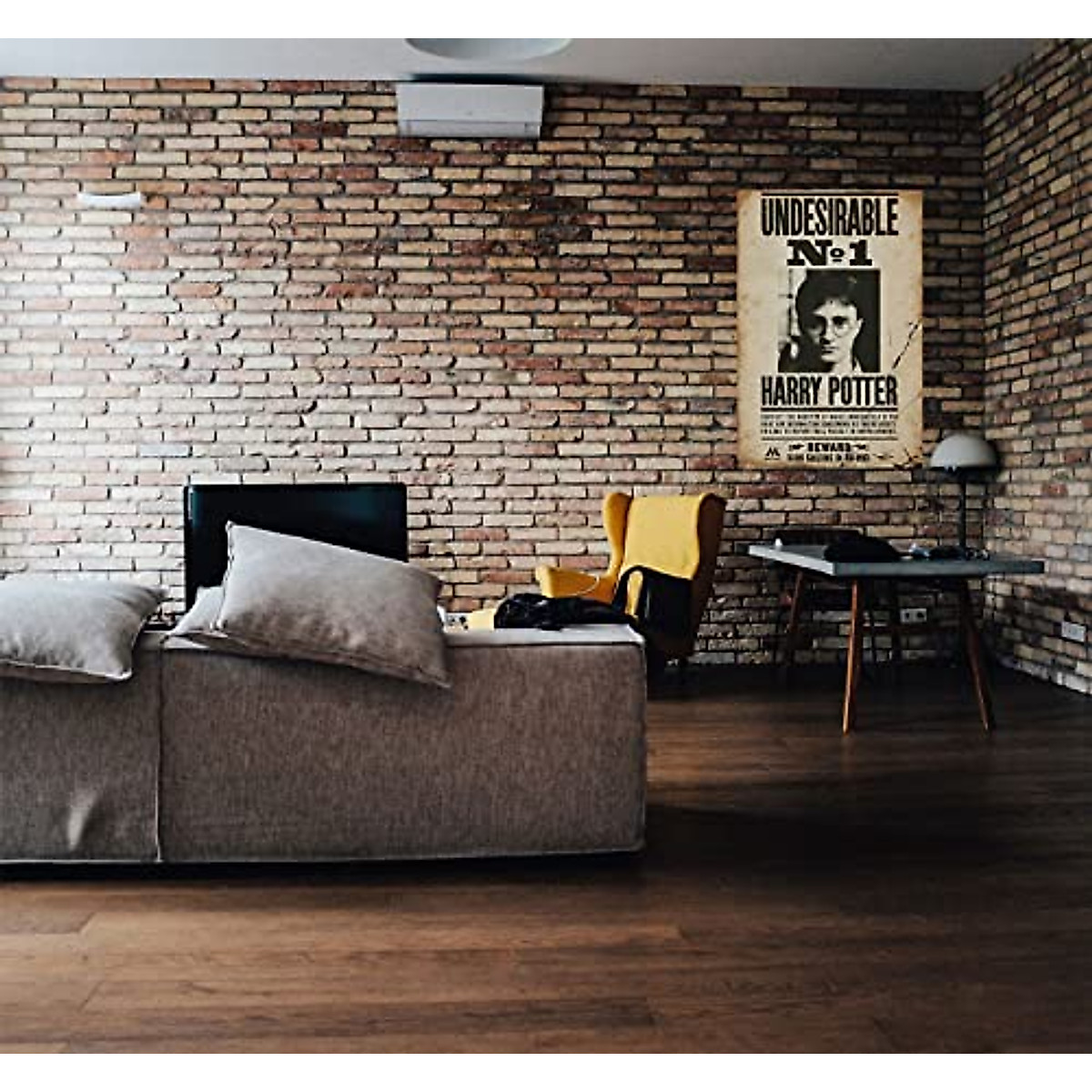 Harry Potter - Movie Poster/Print (Harry Potter Wanted - Undesirable No. 1) (Size: 24 inches x 36 inches) (Poster & Poster Strip Set)