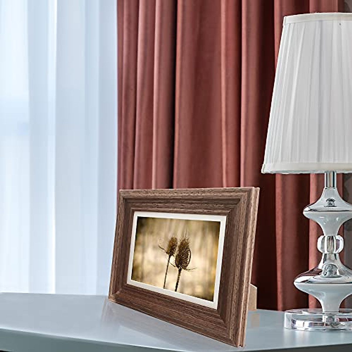 GraduationMall 5x7 Wood Picture Frames,Display Photos 4x6 with Mat or 5x7 Without Mat,Real Glass,Wall or Tabletop Display,Rustic Brown Set of 2