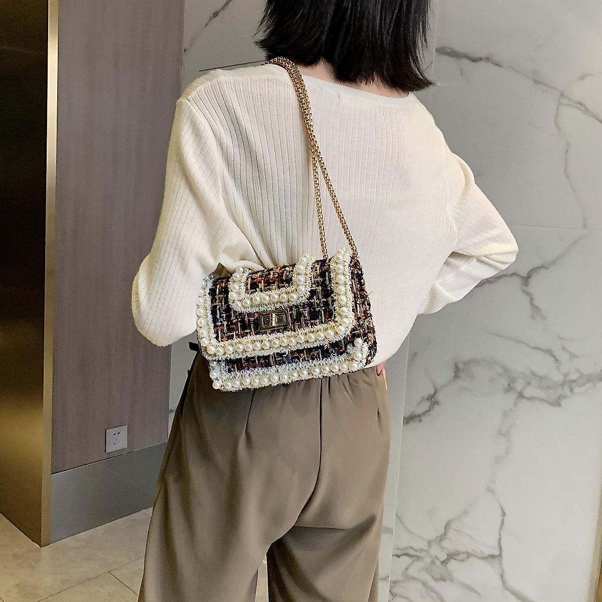 Aitian Designer Tweed Pearl Chain Purse - Fashion Crossbody Bags for Women and Shoulder Purses and Handbags Quilted Leather Designer Bags for Women Crossbody Bag with Chain