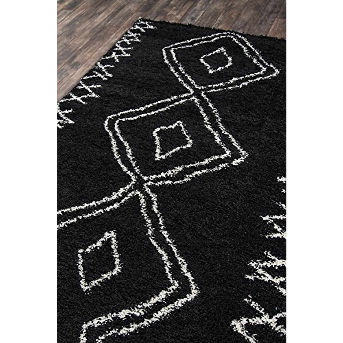 Momeni Rugs Maya Collection, Ultra Thick Pile Shag Area Rug, 5'3" x 7'6", Black