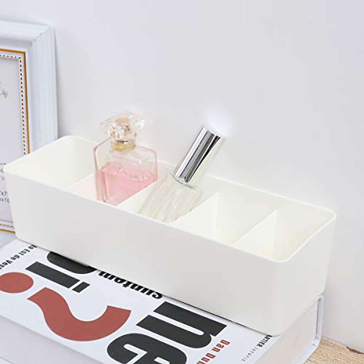 HEALLILY 1Pc 5 Grids White Plastic Storage Box Uncluttered Designs Dividers for Underwear Plastic Underwear Storage Box Accessory of Plastic Underwear Organizer Sets for Home Travel Trip