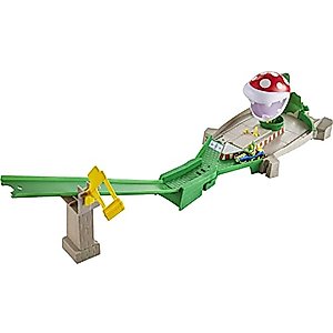 Hot Wheels Mario Kart Track Set Assortment 4 Different Tracks with Mario Kart 1:64 Scale Vehicles and Nemesis From Video Game Gift for Kids 3 Years and Older