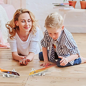 ArtCreativity Diecast Pullback Super Jumbo Airplanes with 3D Anatomy View, Set of 2, Diecast Metal Cargo & Passenger Airplane Toys for Kids, Aviation Themed Party Decorations, Best Birthday Gift