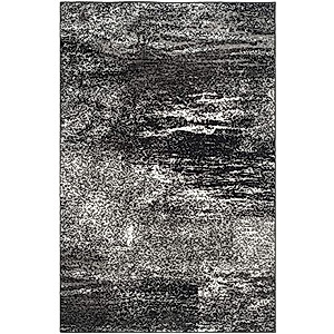 SAFAVIEH Adirondack Collection Area Rug - 5'1" x 7'6", Silver & Black, Modern Abstract Design, Non-Shedding & Easy Care, Ideal for High Traffic Areas in Living Room, Bedroom (ADR112A)