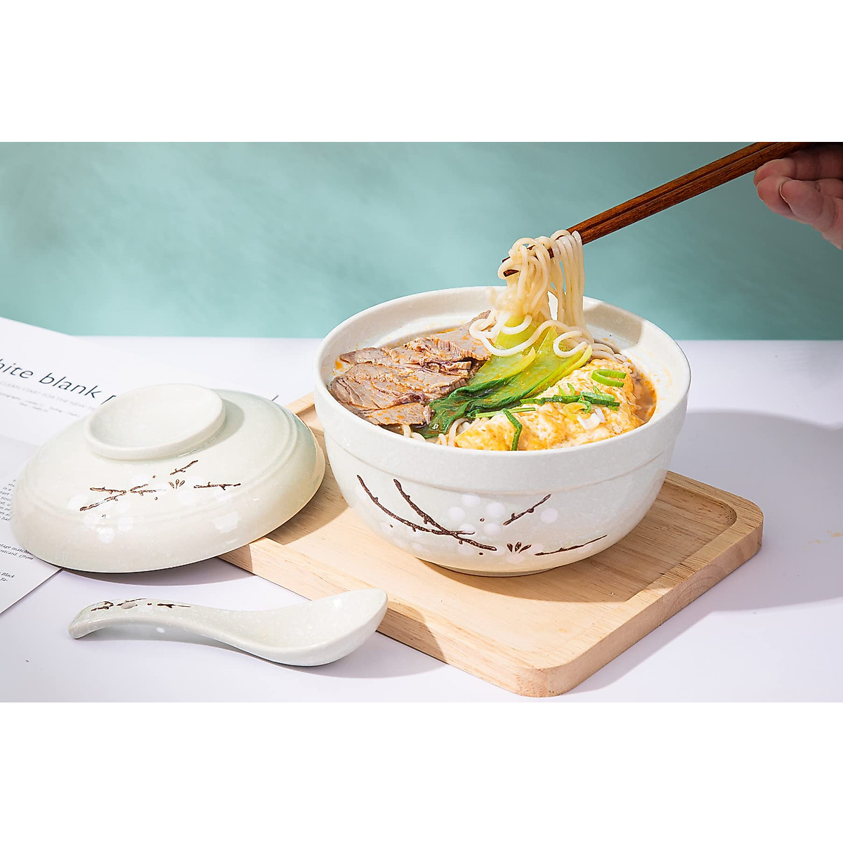 LLDAYU Japanese Creative Hand-Painted Ceramic Bowls with Soup Spoon, Large 27.5 OZ ramen bowls/Soup bowls,with Heat Preservation Function, and Suitable for Microwave Oven, and Dishwasher - Cyan Blue