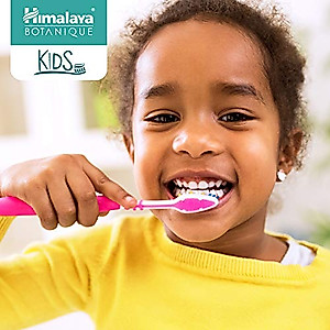 Himalaya Botanique Kids Toothpaste, Cool Mint Flavor to Reduce Plaque and Keep Kids Brushing Longer, Fluoride Free, 4 oz, 2 Pack