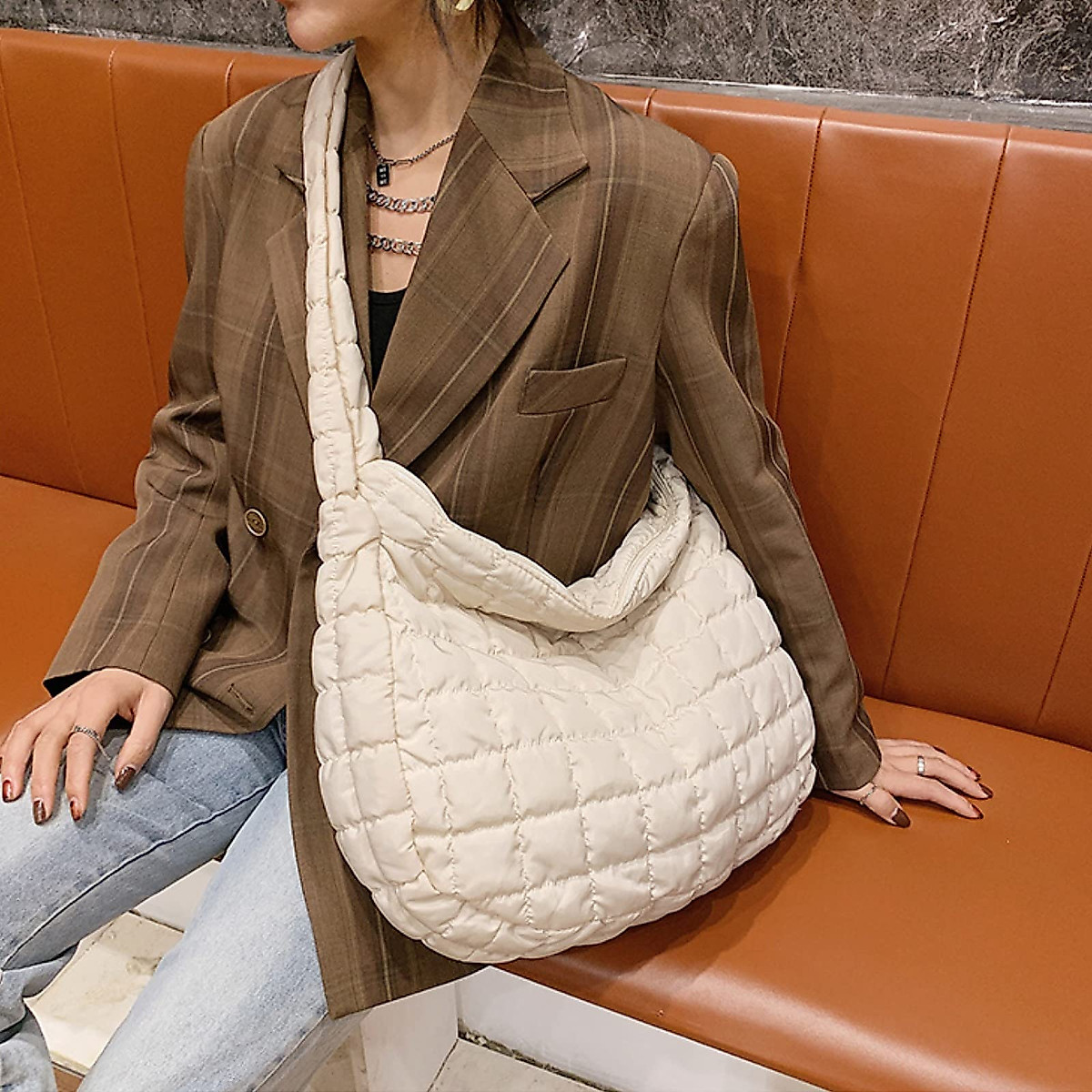 Women Puffer Bag Crossbody Bag Quilted Bags Luxury Shoulder Bag Tote Top Handle Bags Puffy Shoulder Bag for Autumn Winter (White)
