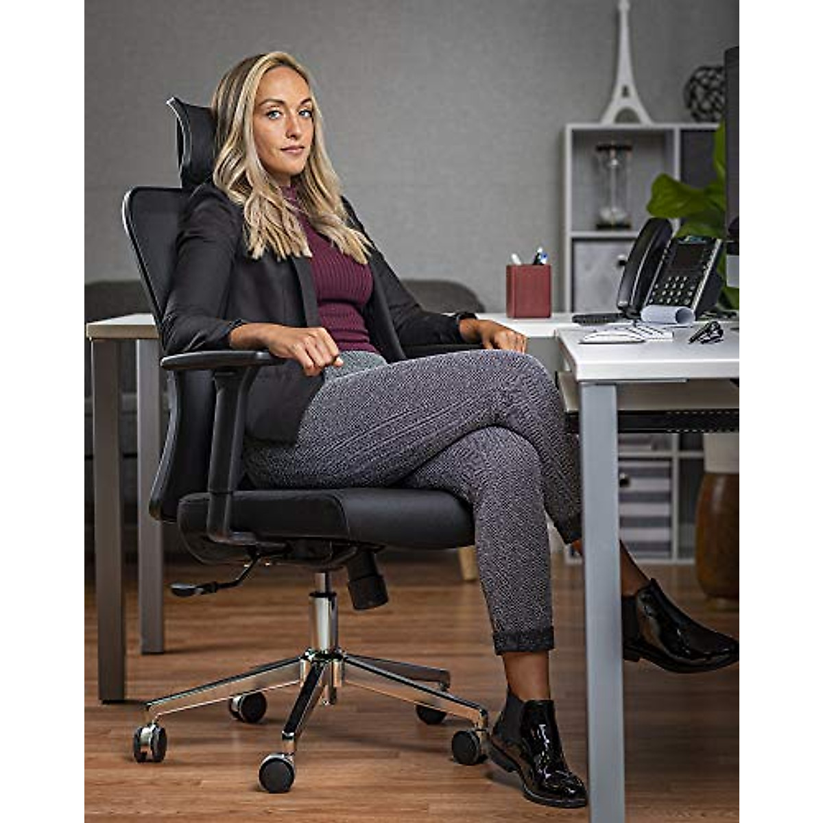 Halter Ergonomic Office Chair with Lumbar Support, Executive Mesh Desk Chair Computer Chair with Swivel, Headrest, and Armrests, Height Adjustable Comfortable Task Chair with Rolling Casters, Black