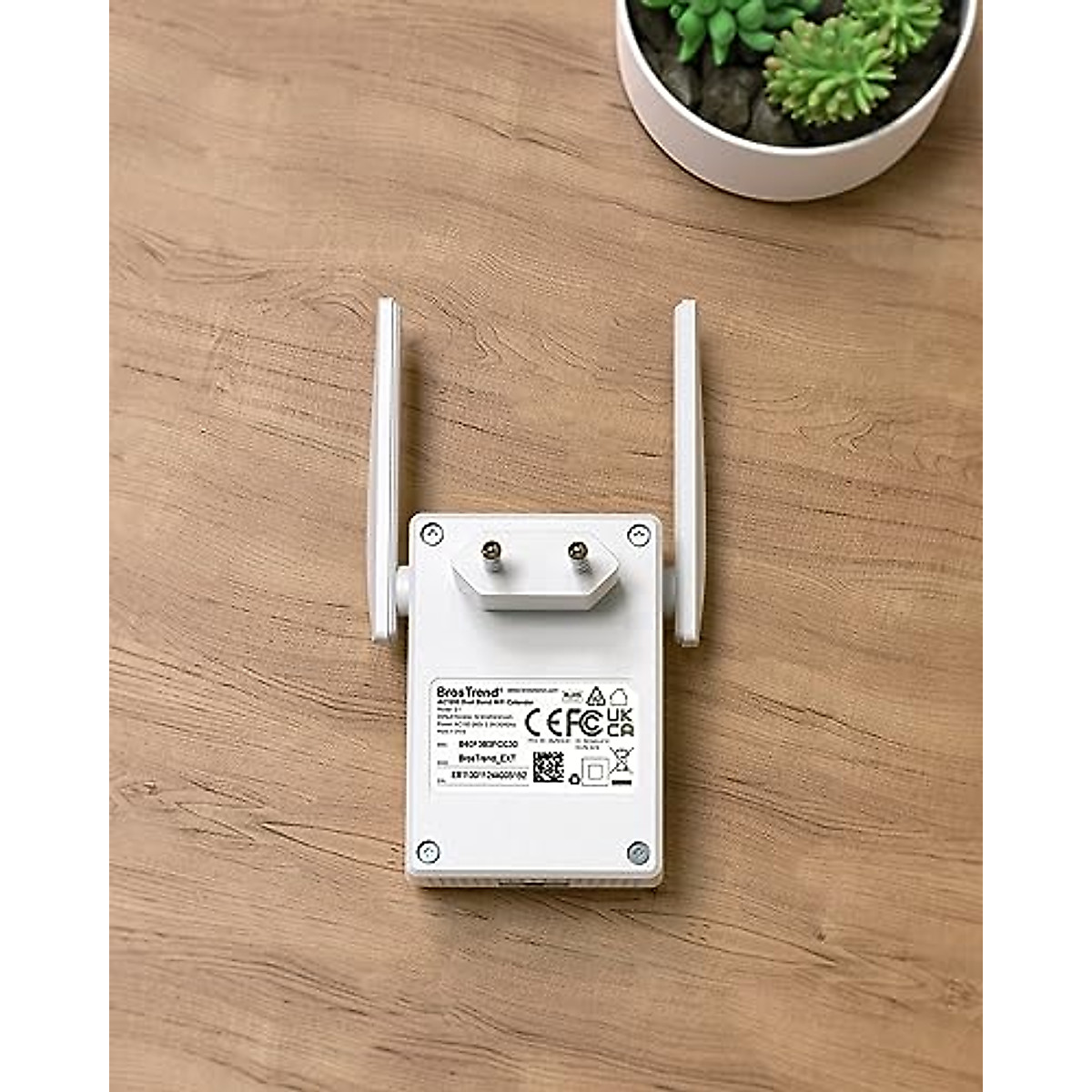 BrosTrend AC1200 WiFi to Ethernet Adapter, 1200Mbps Dual Band Universal Wireless Bridge for Printer, Smart TV, Blu-Ray Player, PlayStation, Xbox, etc, WPS Easy Setup, Connect a Wired Device to Wi-Fi