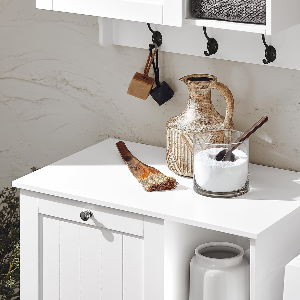 Haotian Bathroom Laundry Cabinet with Tilt-out Hamper, White BZR105-W