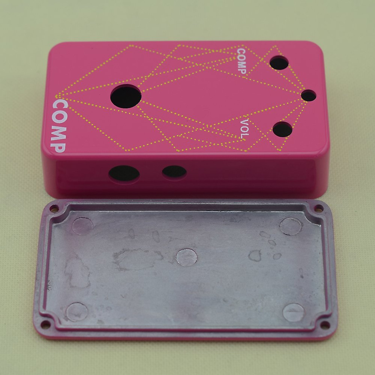 LANDTONE DIY Compressor Guitar Pedal Electric COMP Effects Pedals True Bypass Drilling Aluminum Stomp Box Kit Pink