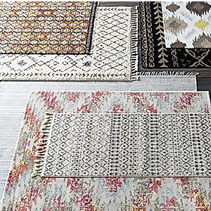 Mark&Day Area Rugs, 5x7 Macolm Bohemian/Global Charcoal Area Rug, Beige/Black/Cream Carpet for Living Room, Bedroom or Kitchen (5'3" x 7'3")