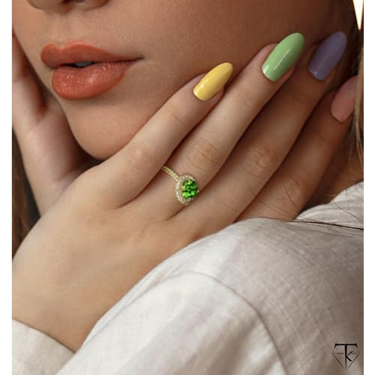 Takar Dainty 14k Yellow Gold Round Cut Genuine Peridot and Diamond Engagement Band Ring (Size 6.75)