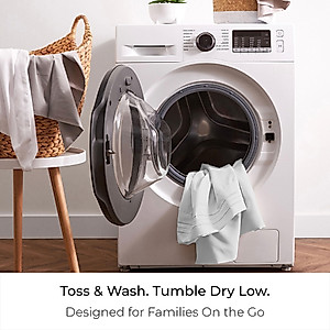 Mellanni Queen Sheet Set - Hotel Luxury 1800 Bedding Sheets & Pillowcases - Extra Soft Cooling Bed Sheets - Deep Pocket up to 16 inch Mattress - Wrinkle, Fade, Stain Resistant - 4 Piece (Queen, White)