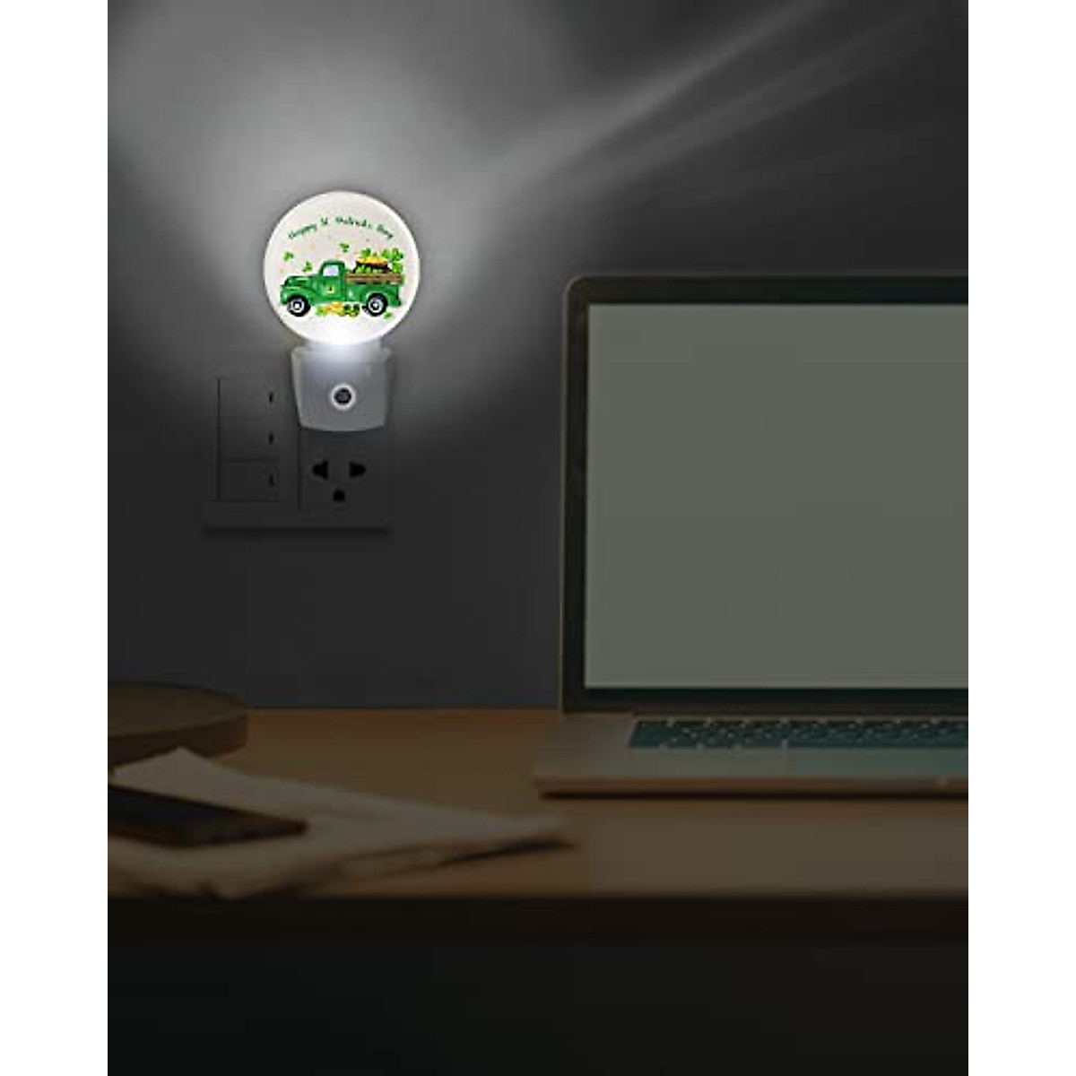 Night Light Plug into Wall, LED Nightlights St.Patrick's Day Shamrocks Truck Green Linen Small Nightlight Auto Dusk-to-Dawn Sensor Lamp LED Night Lights for Kid's Bedroom, Bathroom