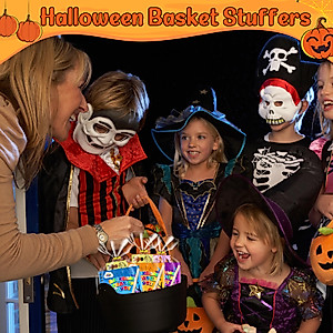 ZMLM Halloween Party Favors Toys Kids: 24 Pack Rainbow Scratch Art Notebook Bulk Scratch Art Party Favors Girls Boys Birthday Party Favors Classroom Prizes Gifts