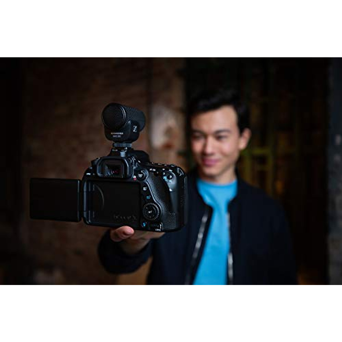 Sennheiser Professional MKE 200 Directional On-Camera Microphone with 3.5mm TRS and TRRS Connectors for DSLR, Mirrorless & Mobile,Auxiliary