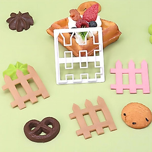 AUNMAS Fence Cookie Cutter, Plastic Fondant Cake Fence Printing Cutting for DIY Fondant, Gum Paste, Polymer Clay, Cake Border Decorating, White Baking Tool
